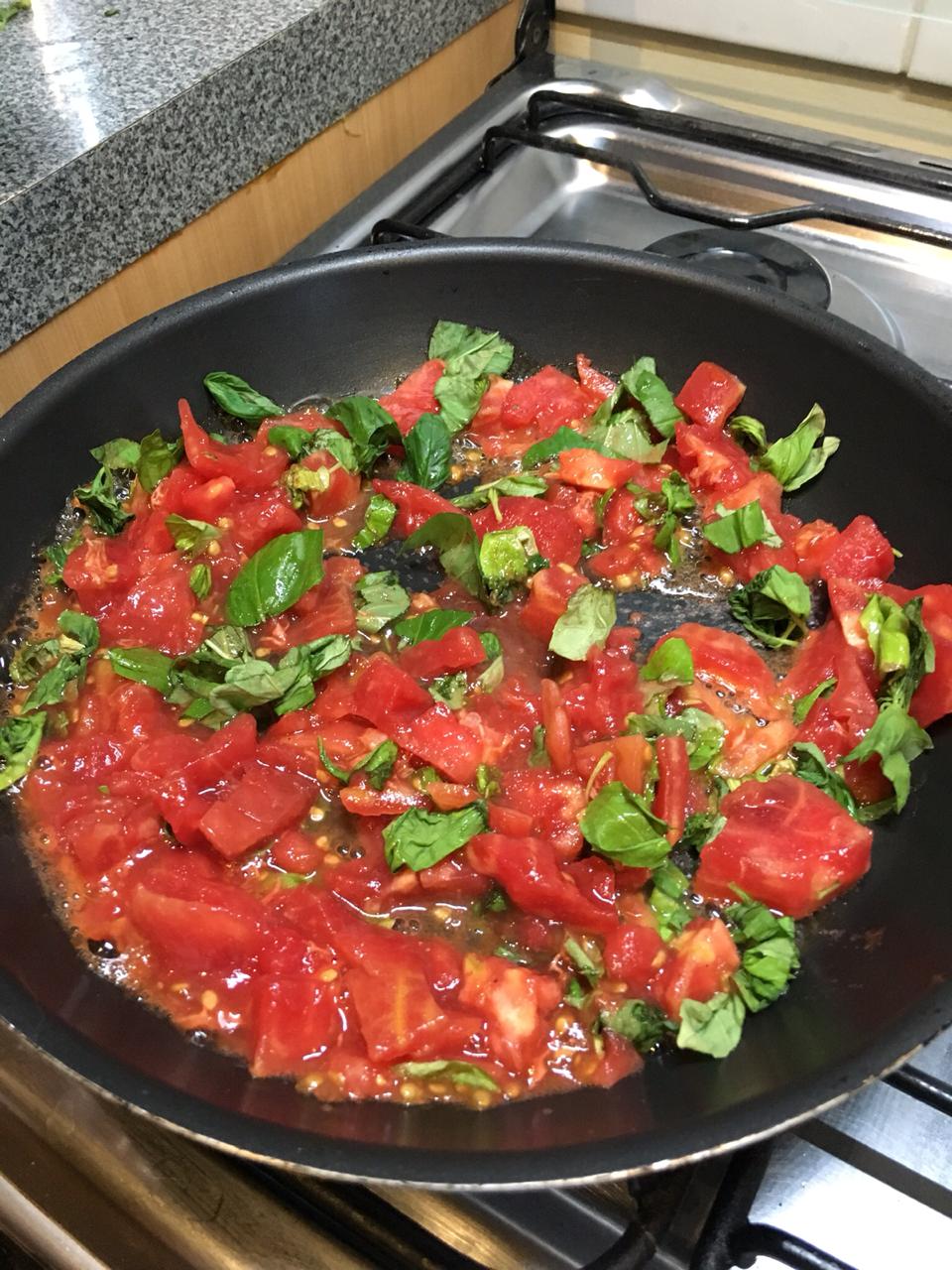 Albahaca, Queso y Tomates - Verde Aroma